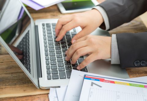 How to Choose the Right CRM Data Entry Services